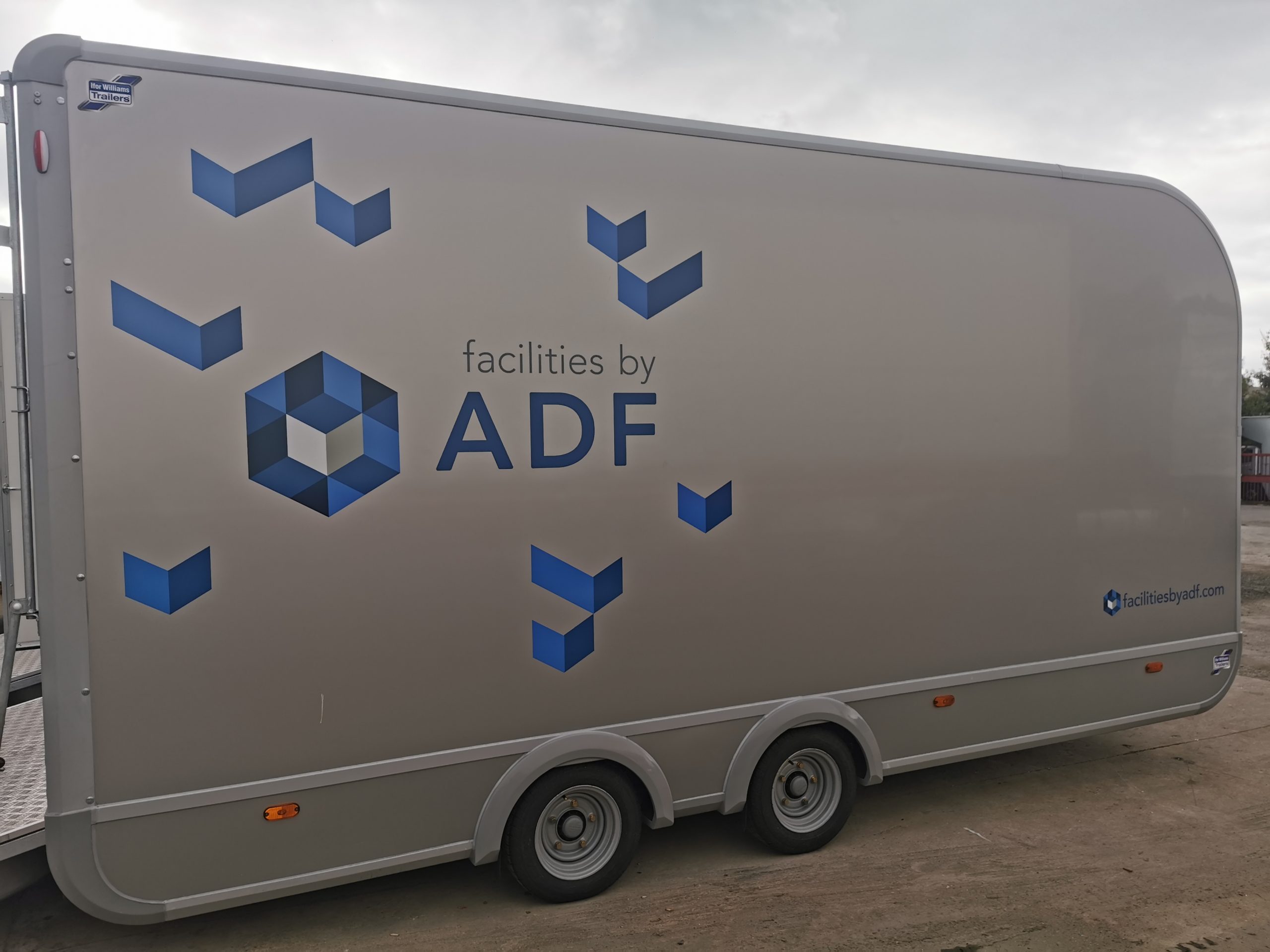 Racing Dog Box DB7-DB8 - Costume - Facilities by ADF PLC